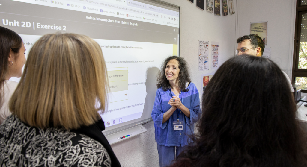 Dynamic Lessons: Creating Your Own Lessons from Your ELT Coursebook ...